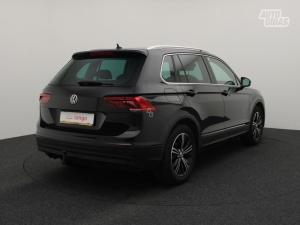 Melns Volkswagen Tiguan 2017 Viļņa, ar dzinēja tilpumu 1.40 L un nobraukumu 242 tūkst. km par 14999 €, foto 8 vietnē AUTOMOTO.COM.LV