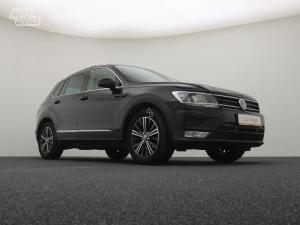 Melns Volkswagen Tiguan 2017 Viļņa, ar dzinēja tilpumu 1.40 L un nobraukumu 242 tūkst. km par 14999 €, foto 11 vietnē AUTOMOTO.COM.LV