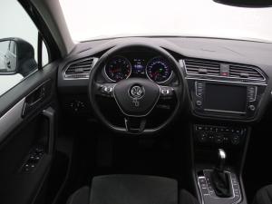 Melns Volkswagen Tiguan 2017 Viļņa, ar dzinēja tilpumu 1.40 L un nobraukumu 242 tūkst. km par 14999 €, foto 17 vietnē AUTOMOTO.COM.LV
