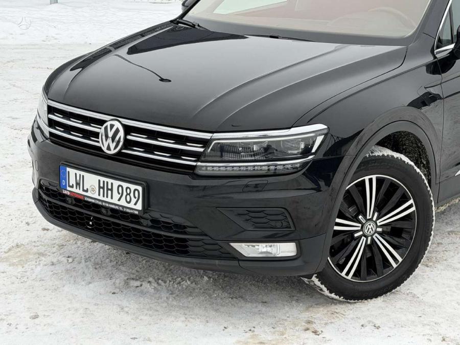 Melns Volkswagen Tiguan 2017 Jonava, ar dzinēja tilpumu 1.97 L un nobraukumu 290 tūkst. km par 15990 €, foto 3 vietnē AUTOMOTO.COM.LV