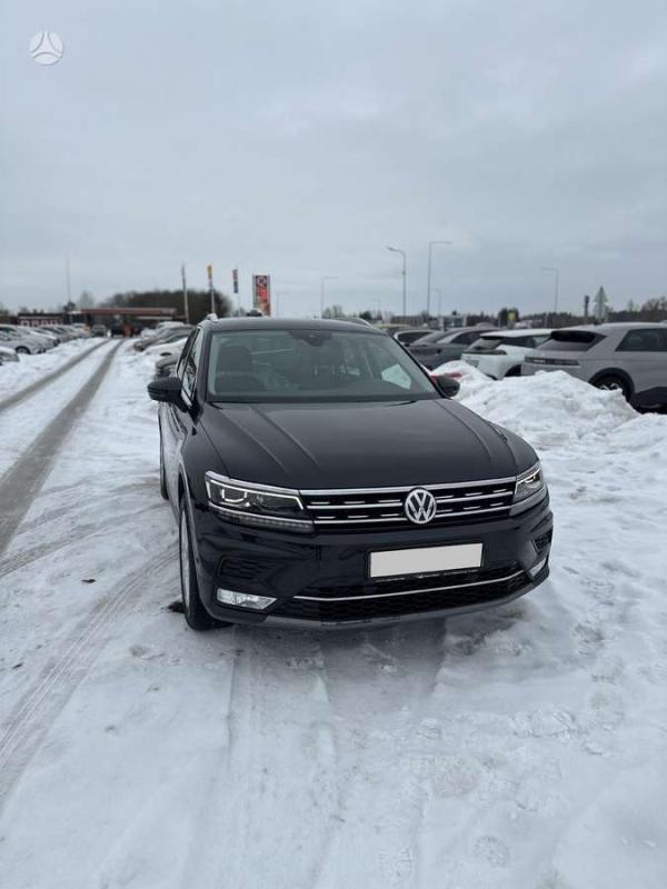 Melns Volkswagen Tiguan 2017 Viļņa, ar dzinēja tilpumu 1.98 L un nobraukumu 146 tūkst. km par 17900 €, foto 1 vietnē AUTOMOTO.COM.LV