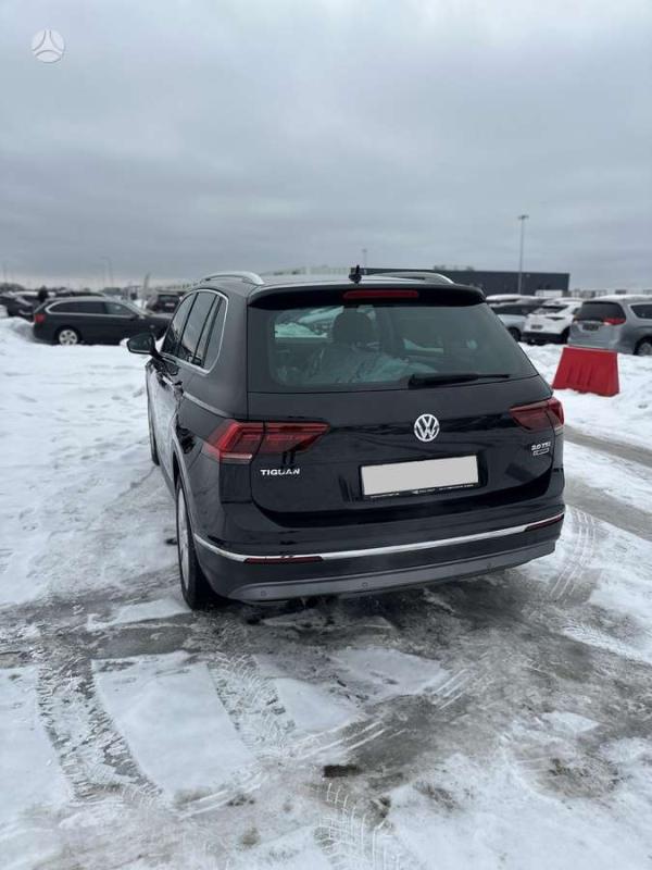 Melns Volkswagen Tiguan 2017 Viļņa, ar dzinēja tilpumu 1.98 L un nobraukumu 146 tūkst. km par 17900 €, foto 3 vietnē AUTOMOTO.COM.LV