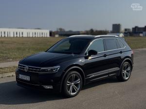 Melns Volkswagen Tiguan 2017 Kauņa, ar dzinēja tilpumu 2.00 L un nobraukumu 190 tūkst. km par 20000 €, foto 3 vietnē AUTOMOTO.COM.LV