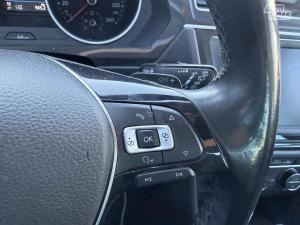 Black Volkswagen Tiguan 2017 in Panevezys, with an engine capacity of 2.00 L and mileage of 269 thousand km for 13999 €, photo 18 on AUTOMOTO.COM.LV