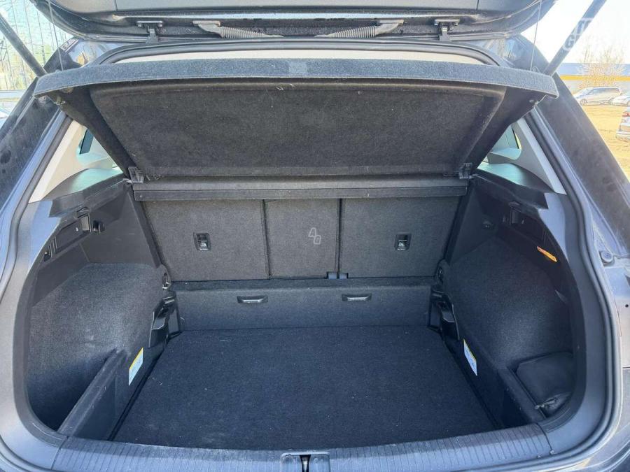 Black Volkswagen Tiguan 2017 in Panevezys, with an engine capacity of 2.00 L and mileage of 269 thousand km for 13999 €, photo 23 on AUTOMOTO.COM.LV