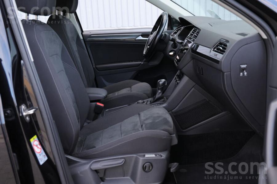 Melns Volkswagen Tiguan 2017 Tukums, ar dzinēja tilpumu 2.00 L un nobraukumu 176 tūkst. km par 17000 €, foto 10 vietnē AUTOMOTO.COM.LV