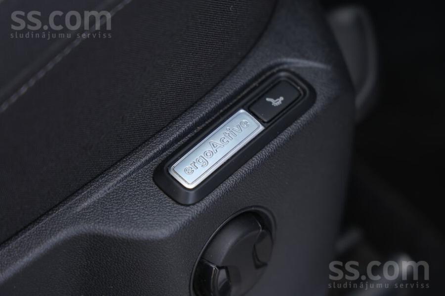 Melns Volkswagen Tiguan 2017 Tukums, ar dzinēja tilpumu 2.00 L un nobraukumu 176 tūkst. km par 17000 €, foto 11 vietnē AUTOMOTO.COM.LV