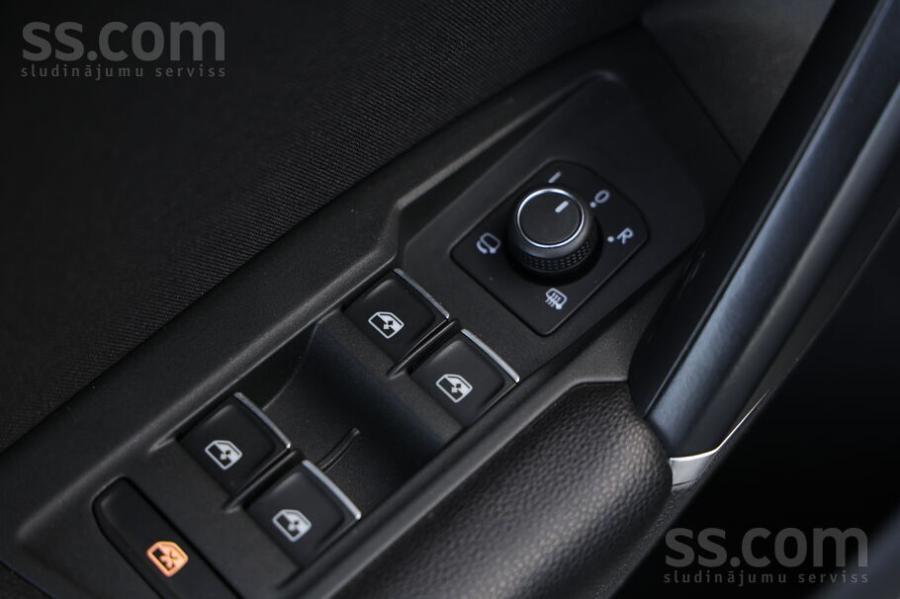 Melns Volkswagen Tiguan 2017 Tukums, ar dzinēja tilpumu 2.00 L un nobraukumu 176 tūkst. km par 17000 €, foto 14 vietnē AUTOMOTO.COM.LV