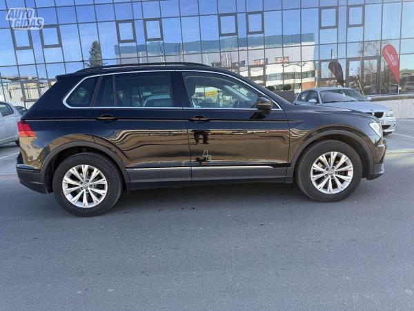 Melns Volkswagen Tiguan 2017 Kauņa, ar dzinēja tilpumu 2.00 L un nobraukumu 269 tūkst. km par 13450 €, foto 7 vietnē AUTOMOTO.COM.LV
