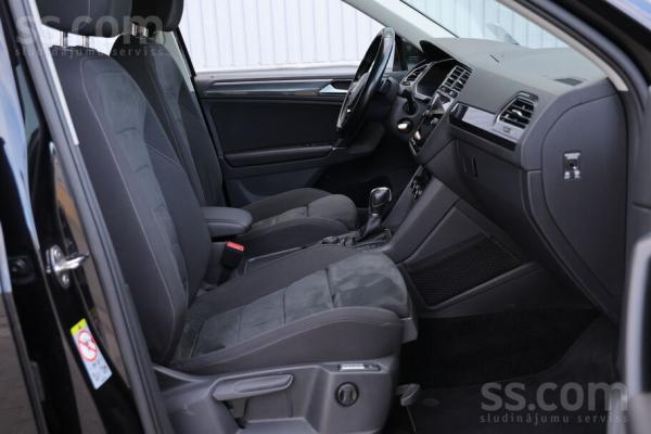 Black Volkswagen Tiguan 2017 in Tukums, with an engine capacity of 2.00 L and mileage of 176 thousand km for 17000 €, photo 9 on AUTOMOTO.COM.LV