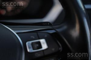 Black Volkswagen Tiguan 2017 in Tukums, with an engine capacity of 2.00 L and mileage of 176 thousand km for 17000 €, photo 28 on AUTOMOTO.COM.LV
