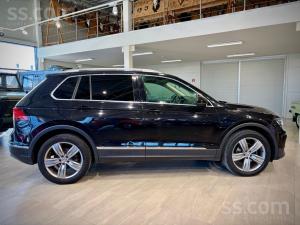Melns Volkswagen Tiguan 2017 Dobele, ar dzinēja tilpumu 2.00 L un nobraukumu 236 tūkst. km par 15550 €, foto 3 vietnē AUTOMOTO.COM.LV