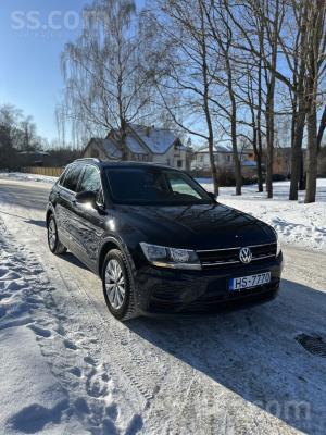 Black Volkswagen Tiguan 2017 in Riga, with an engine capacity of 1.40 L and mileage of 108 thousand km for 16500 €, photo  on AUTOMOTO.COM.LV