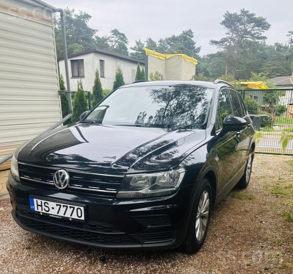 Melns Volkswagen Tiguan 2017 Rīga, ar dzinēja tilpumu 1.40 L un nobraukumu 113 tūkst. km par 16000 €, foto 2 vietnē AUTOMOTO.COM.LV