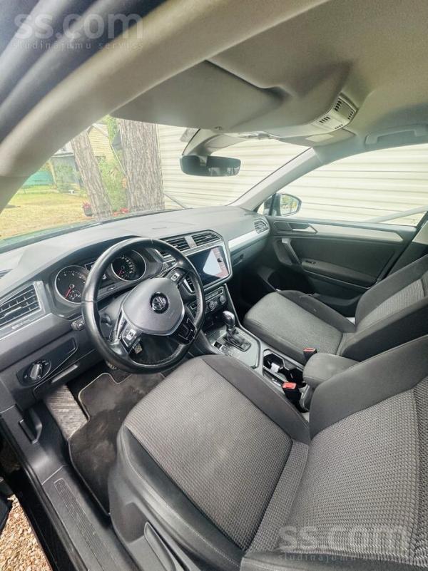Melns Volkswagen Tiguan 2017 Rīga, ar dzinēja tilpumu 1.40 L un nobraukumu 113 tūkst. km par 16000 €, foto 5 vietnē AUTOMOTO.COM.LV