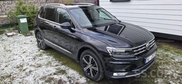 Melns Volkswagen Tiguan 2017 Rīga, ar dzinēja tilpumu 2.00 L un nobraukumu 246 tūkst. km par 17000 €, foto 1 vietnē AUTOMOTO.COM.LV