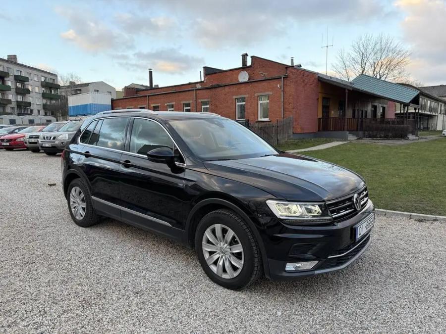 Melns Volkswagen Tiguan 2017 Ventspils, ar dzinēja tilpumu 2.00 L un nobraukumu 237 tūkst. km par 15900 €, foto 4 vietnē AUTOMOTO.COM.LV