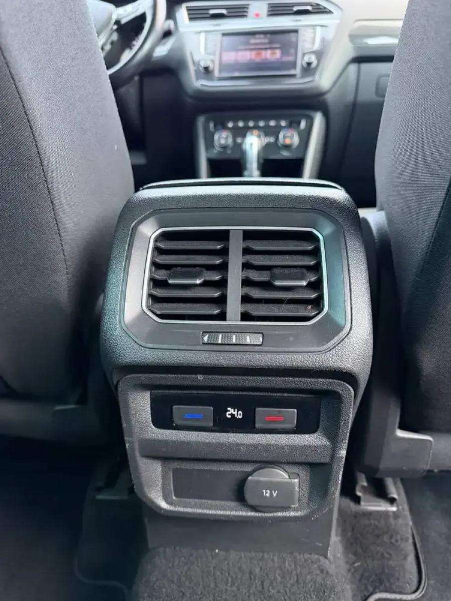 Melns Volkswagen Tiguan 2017 Ventspils, ar dzinēja tilpumu 2.00 L un nobraukumu 237 tūkst. km par 15900 €, foto 15 vietnē AUTOMOTO.COM.LV
