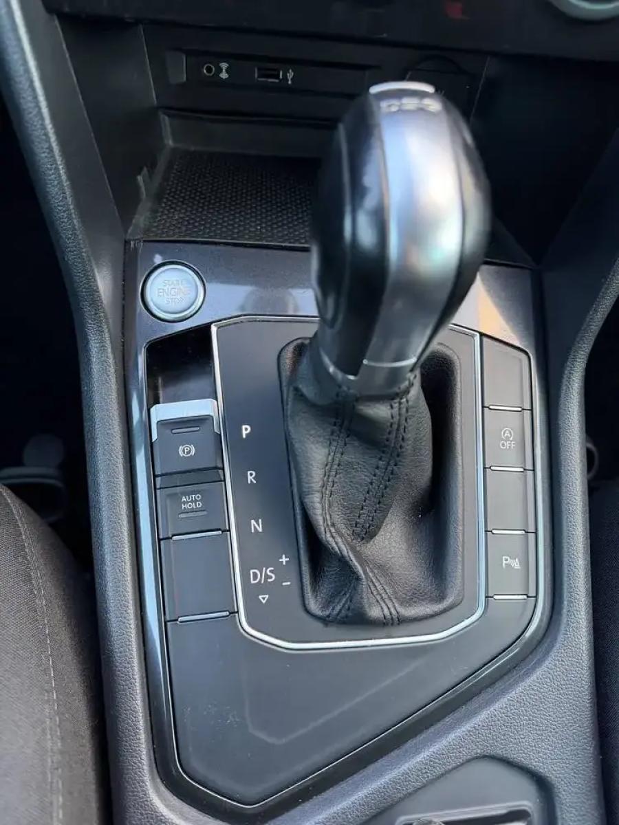 Melns Volkswagen Tiguan 2017 Ventspils, ar dzinēja tilpumu 2.00 L un nobraukumu 237 tūkst. km par 15900 €, foto 20 vietnē AUTOMOTO.COM.LV