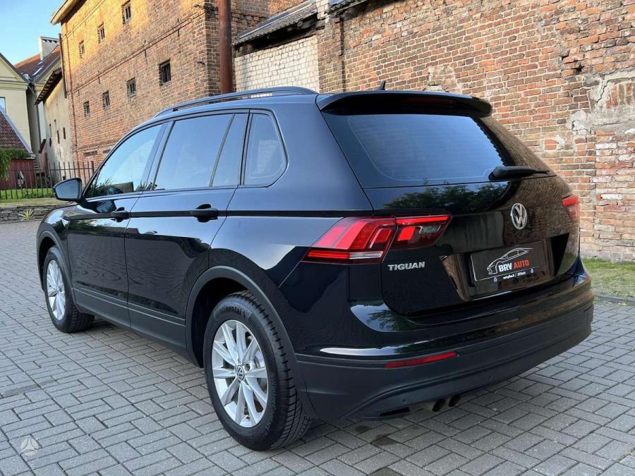 Melns Volkswagen Tiguan 2017 Kėdainiai, ar dzinēja tilpumu 1.40 L un nobraukumu 180 tūkst. km par 13500 €, foto 23 vietnē AUTOMOTO.COM.LV