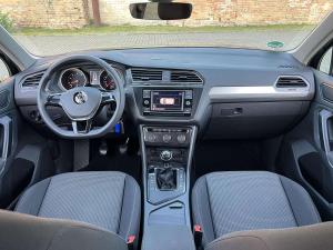 Melns Volkswagen Tiguan 2017 Kėdainiai, ar dzinēja tilpumu 1.40 L un nobraukumu 180 tūkst. km par 13500 €, foto 31 vietnē AUTOMOTO.COM.LV