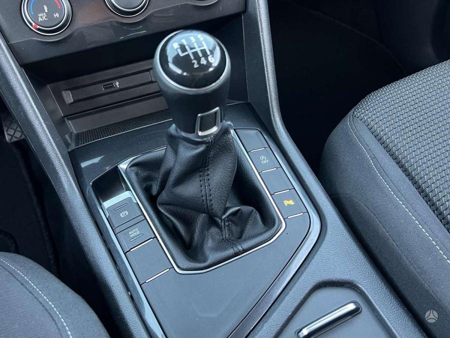 Melns Volkswagen Tiguan 2017 Kėdainiai, ar dzinēja tilpumu 1.40 L un nobraukumu 180 tūkst. km par 13500 €, foto 33 vietnē AUTOMOTO.COM.LV