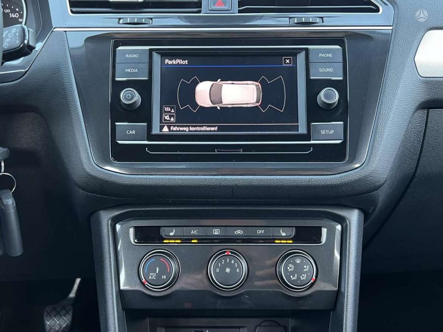 Melns Volkswagen Tiguan 2017 Kėdainiai, ar dzinēja tilpumu 1.40 L un nobraukumu 180 tūkst. km par 13500 €, foto 34 vietnē AUTOMOTO.COM.LV
