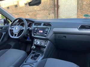 Melns Volkswagen Tiguan 2017 Kėdainiai, ar dzinēja tilpumu 1.40 L un nobraukumu 180 tūkst. km par 13500 €, foto 40 vietnē AUTOMOTO.COM.LV