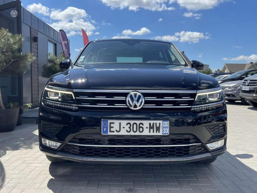 Melns Volkswagen Tiguan 2017 Tauragė, ar dzinēja tilpumu 1.97 L un nobraukumu 200 tūkst. km par 16400 €, foto 3 vietnē AUTOMOTO.COM.LV