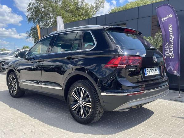 Melns Volkswagen Tiguan 2017 Tauragė, ar dzinēja tilpumu 1.97 L un nobraukumu 200 tūkst. km par 16400 €, foto 7 vietnē AUTOMOTO.COM.LV