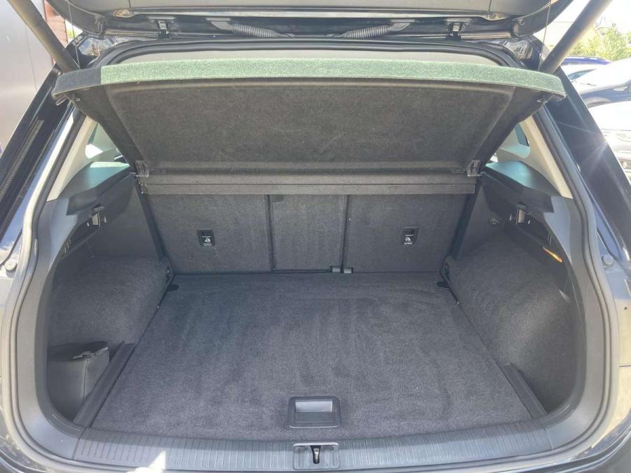 Melns Volkswagen Tiguan 2017 Tauragė, ar dzinēja tilpumu 1.97 L un nobraukumu 200 tūkst. km par 16400 €, foto 11 vietnē AUTOMOTO.COM.LV