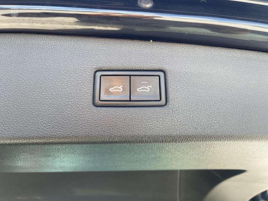 Melns Volkswagen Tiguan 2017 Tauragė, ar dzinēja tilpumu 1.97 L un nobraukumu 200 tūkst. km par 16400 €, foto 12 vietnē AUTOMOTO.COM.LV