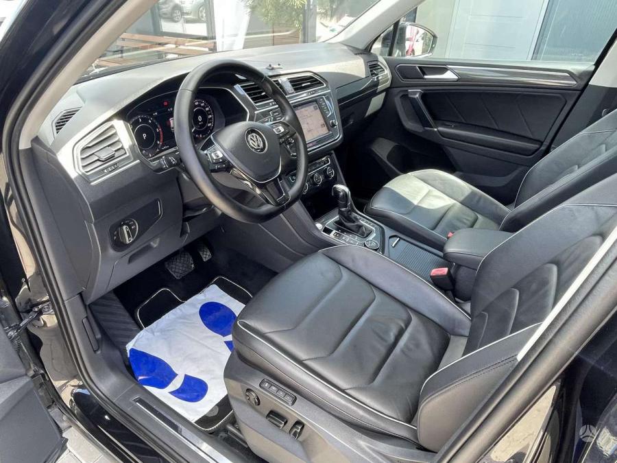Melns Volkswagen Tiguan 2017 Tauragė, ar dzinēja tilpumu 1.97 L un nobraukumu 200 tūkst. km par 16400 €, foto 13 vietnē AUTOMOTO.COM.LV