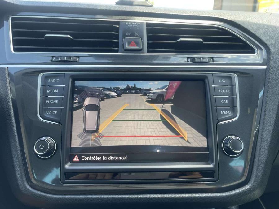 Melns Volkswagen Tiguan 2017 Tauragė, ar dzinēja tilpumu 1.97 L un nobraukumu 200 tūkst. km par 16400 €, foto 26 vietnē AUTOMOTO.COM.LV