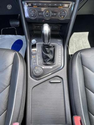 Melns Volkswagen Tiguan 2017 Tauragė, ar dzinēja tilpumu 1.97 L un nobraukumu 200 tūkst. km par 16400 €, foto 28 vietnē AUTOMOTO.COM.LV