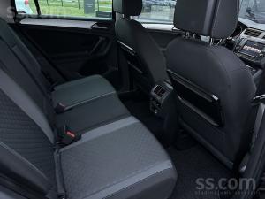 Melns Volkswagen Tiguan 2017 Jelgava, ar dzinēja tilpumu 1.40 L un nobraukumu 239 tūkst. km par 12800 €, foto 9 vietnē AUTOMOTO.COM.LV