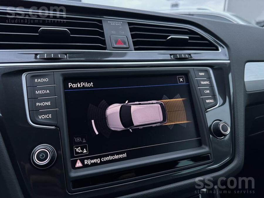 Melns Volkswagen Tiguan 2017 Jelgava, ar dzinēja tilpumu 1.40 L un nobraukumu 239 tūkst. km par 12800 €, foto 15 vietnē AUTOMOTO.COM.LV