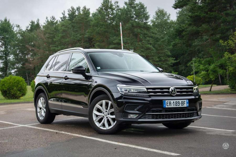 Melns Volkswagen Tiguan 2017 Elektrėnai, ar dzinēja tilpumu 1.97 L un nobraukumu 223 tūkst. km par 15950 €, foto 1 vietnē AUTOMOTO.COM.LV