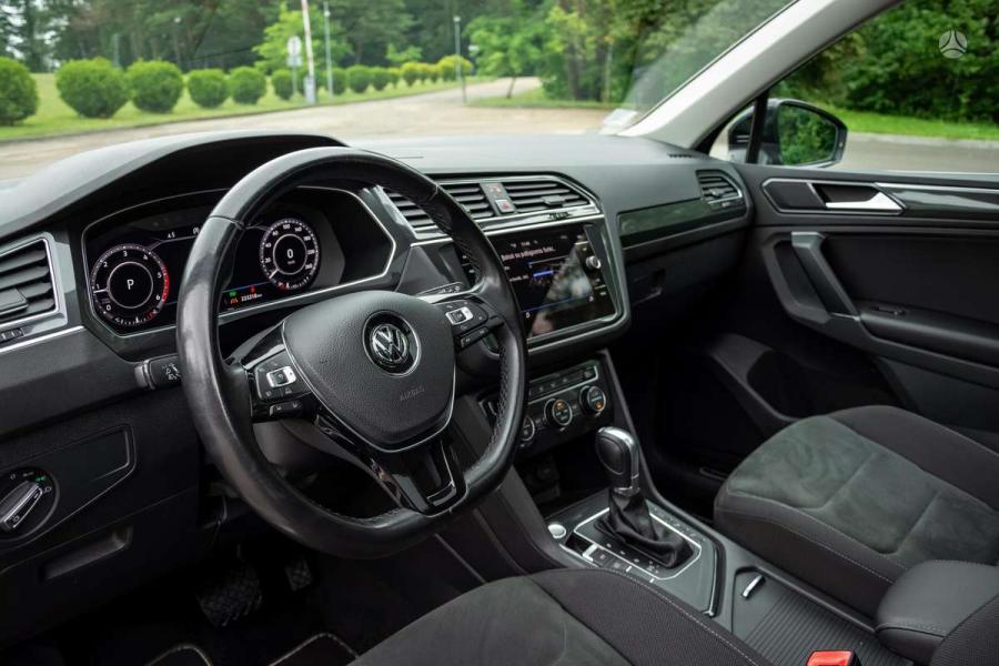 Melns Volkswagen Tiguan 2017 Elektrėnai, ar dzinēja tilpumu 1.97 L un nobraukumu 223 tūkst. km par 15950 €, foto 11 vietnē AUTOMOTO.COM.LV