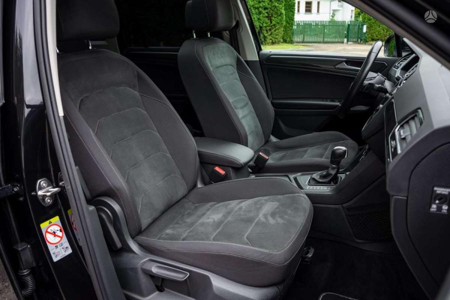 Melns Volkswagen Tiguan 2017 Elektrėnai, ar dzinēja tilpumu 1.97 L un nobraukumu 223 tūkst. km par 15950 €, foto 12 vietnē AUTOMOTO.COM.LV