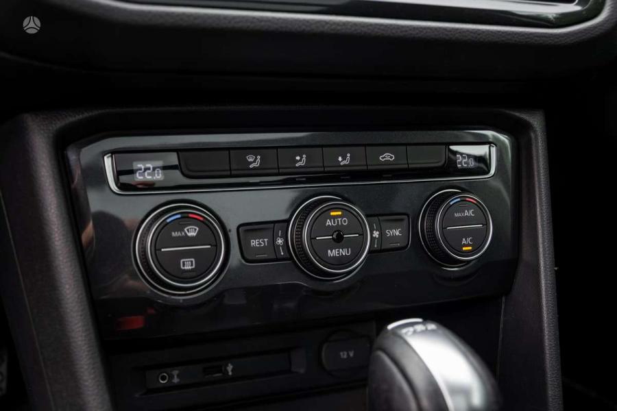 Melns Volkswagen Tiguan 2017 Elektrėnai, ar dzinēja tilpumu 1.97 L un nobraukumu 223 tūkst. km par 15950 €, foto 18 vietnē AUTOMOTO.COM.LV