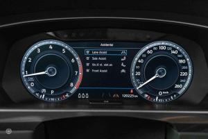 Black Volkswagen Tiguan 2017 in Vilnius, with an engine capacity of 2.00 L and mileage of 119 thousand km for 19500 €, photo 11 on AUTOMOTO.COM.LV