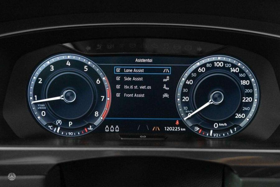 Black Volkswagen Tiguan 2017 in Vilnius, with an engine capacity of 2.00 L and mileage of 119 thousand km for 19500 €, photo 11 on AUTOMOTO.COM.LV