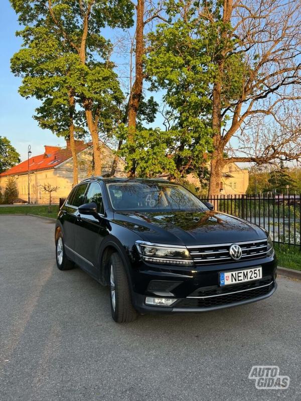 Black Volkswagen Tiguan 2017 in Kaunas, with an engine capacity of 2.00 L and mileage of 178 thousand km for 15100 €, photo 1 on AUTOMOTO.COM.LV