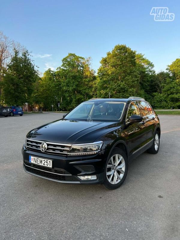 Black Volkswagen Tiguan 2017 in Kaunas, with an engine capacity of 2.00 L and mileage of 178 thousand km for 15100 €, photo 2 on AUTOMOTO.COM.LV