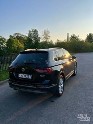 Melns Volkswagen Tiguan 2017 Kauņa, ar dzinēja tilpumu 2.00 L un nobraukumu 178 tūkst. km par 15100 €, foto 7 vietnē AUTOMOTO.COM.LV