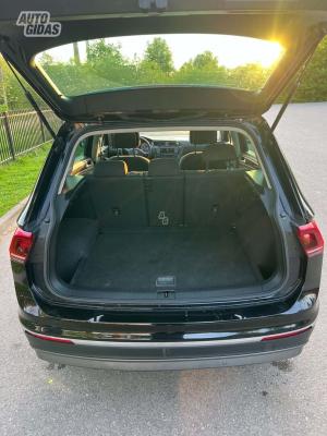 Melns Volkswagen Tiguan 2017 Kauņa, ar dzinēja tilpumu 2.00 L un nobraukumu 178 tūkst. km par 15100 €, foto 8 vietnē AUTOMOTO.COM.LV