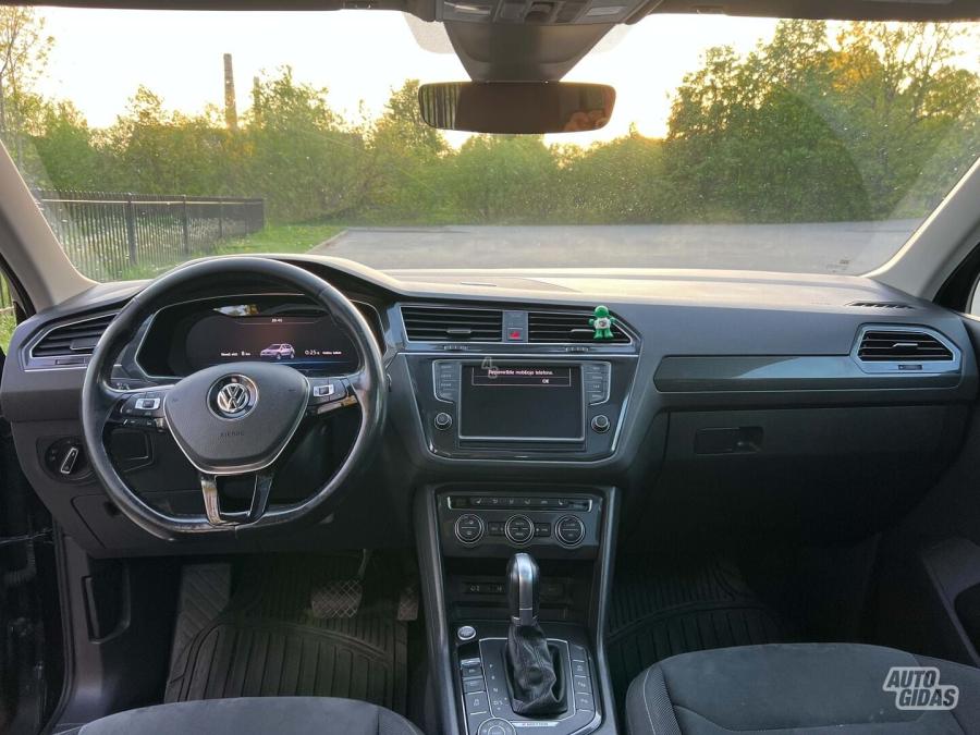 Melns Volkswagen Tiguan 2017 Kauņa, ar dzinēja tilpumu 2.00 L un nobraukumu 178 tūkst. km par 15100 €, foto 13 vietnē AUTOMOTO.COM.LV