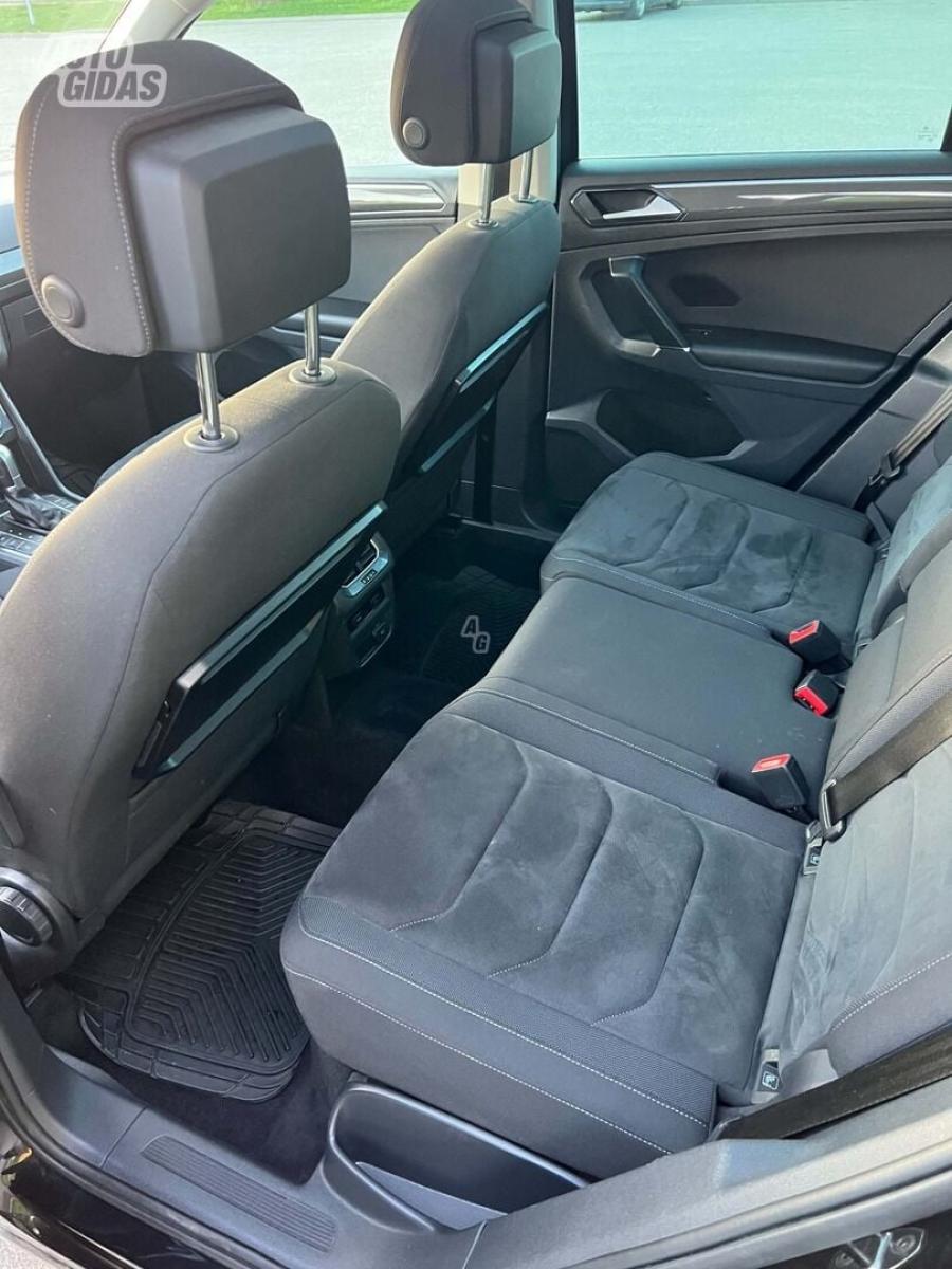 Melns Volkswagen Tiguan 2017 Kauņa, ar dzinēja tilpumu 2.00 L un nobraukumu 178 tūkst. km par 15100 €, foto 17 vietnē AUTOMOTO.COM.LV