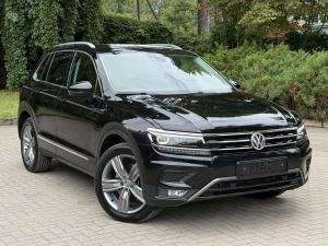 Black Volkswagen Tiguan 2017 in Prienai, with an engine capacity of 1.97 L and mileage of 274 thousand km for 14750 €, photo 3 on AUTOMOTO.COM.LV